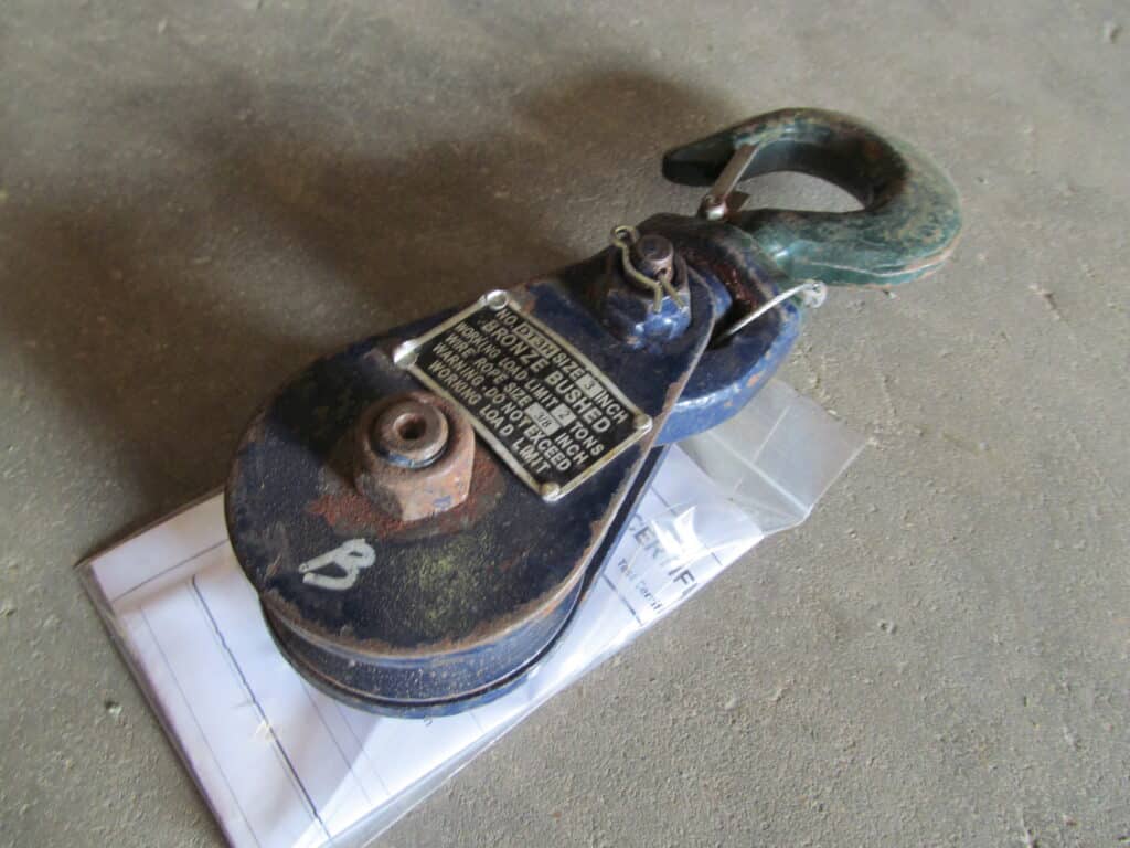 Snatch Block w/ Shackle - 15 Ton - 10" - Certified Sales & Rentals